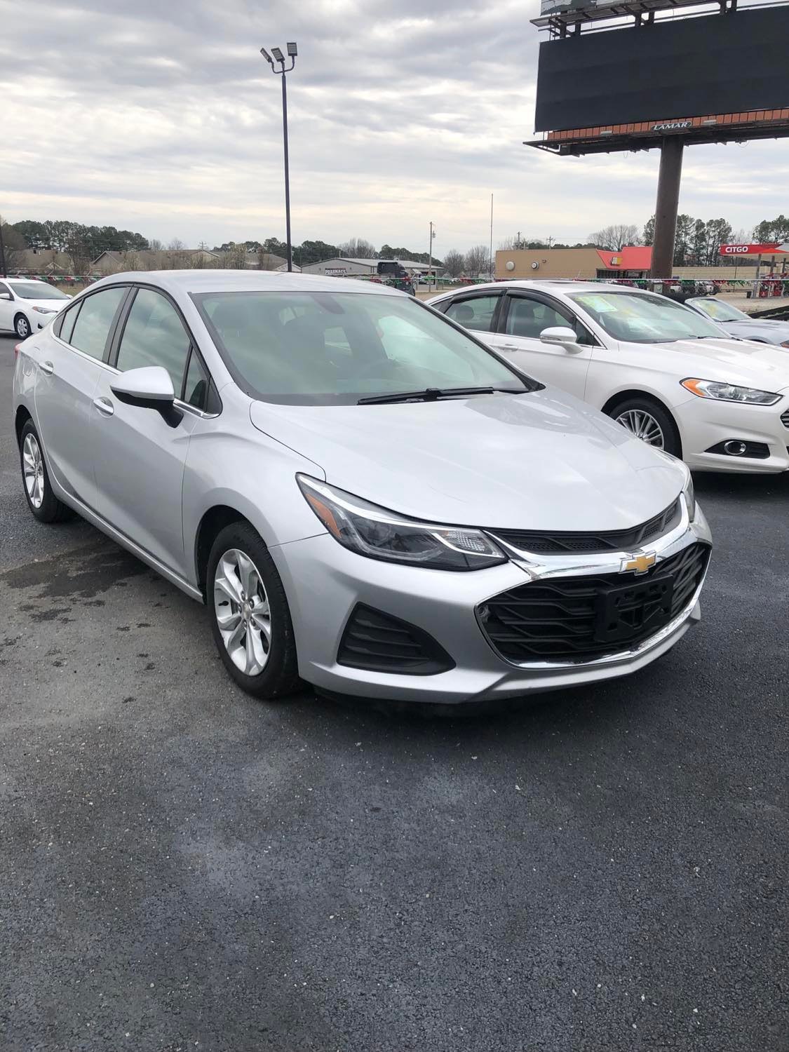 2019 Chevy Cruze | Instant Autos and More